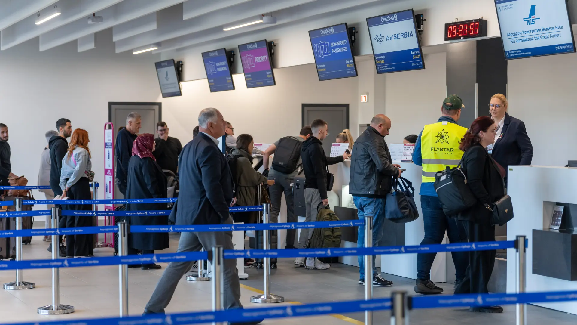 Srpski turisti ostali na aerodromu na Kipru: U avion nisu puštena 73 putnika, oglasila se ...